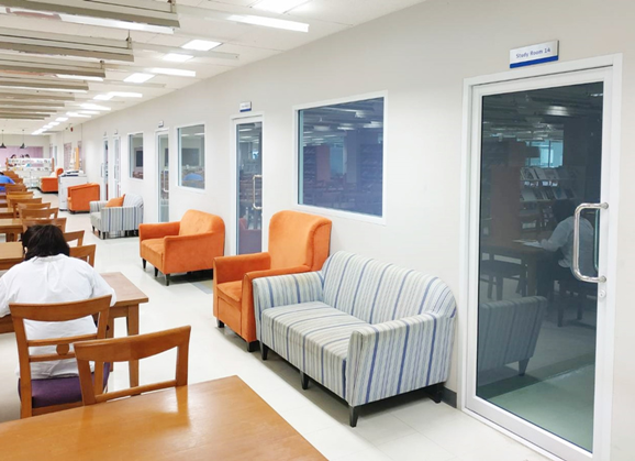 ศูนย์เรียนรู้และหอสมุด Learning Center and Library